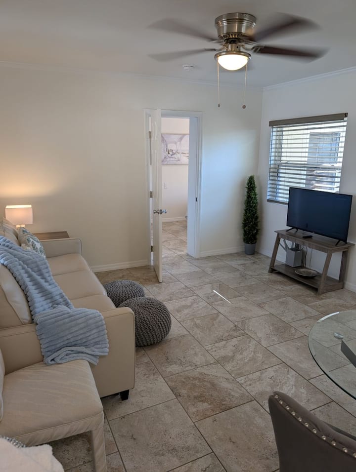 #5-twinpalms-junior Suite - Siesta Key, FL