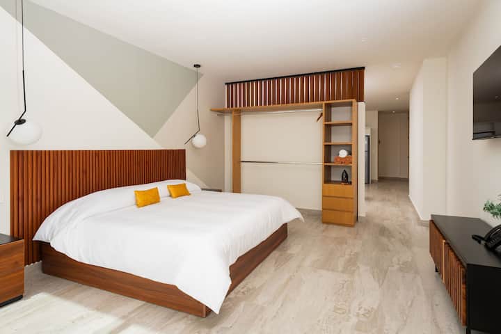 24-hour Security And Rooftop Pool - Cancún