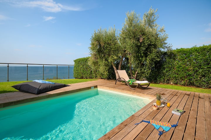 Kalma Villa Pente - Halkidiki