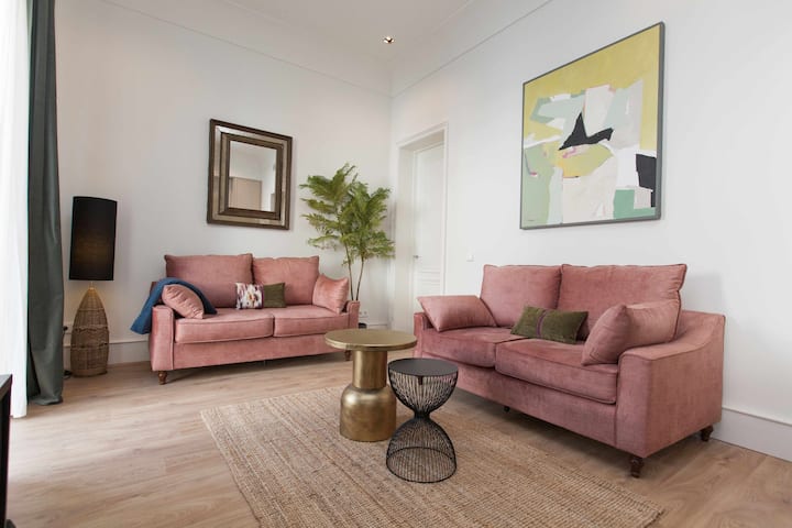 Isg Apartments: Cedaceros 1.1/parking - Sevilla