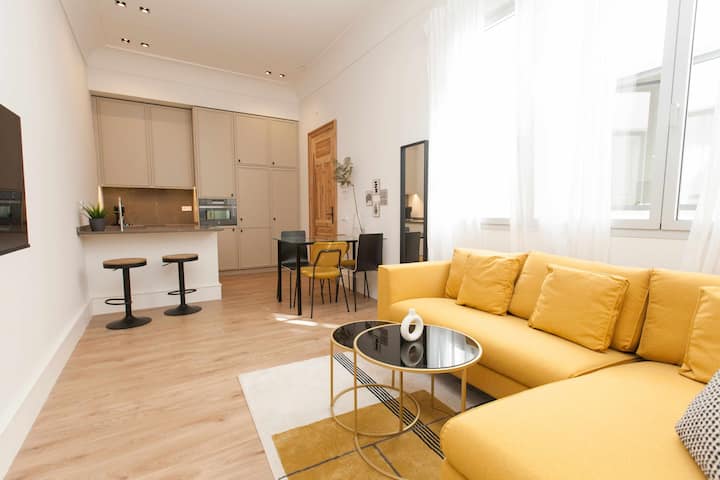 Isg Apartments: Cedaceros 2.2/parking - Camas