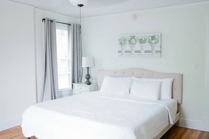 Cozy 2br Pet-friendly Retreat With Free Parking - Alabama Safari Park