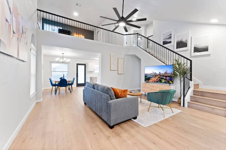 Remote Work Friendly | King Beds | Fast Wifi | 3br - Pflugerville, TX