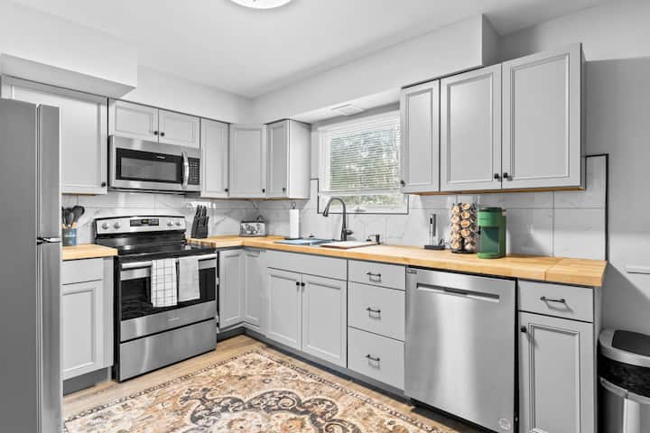 Boho Chic Work Escape-2br Near Burlington/airport - Burlington, VT