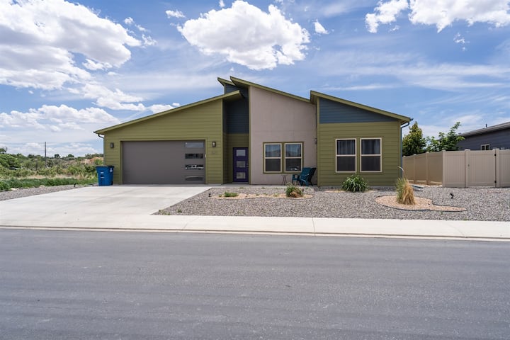 Whole Family Getaway On Gj River Walk Trail - Laughing Cat, Palisade