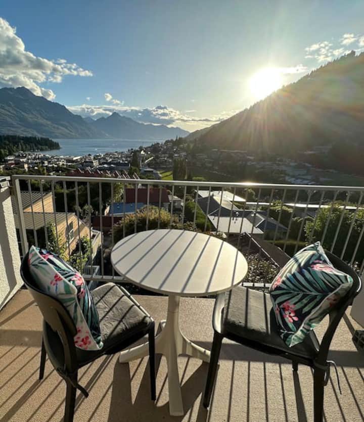 Mountain Lake Views, Walk To Town, Free Parking - Queenstown