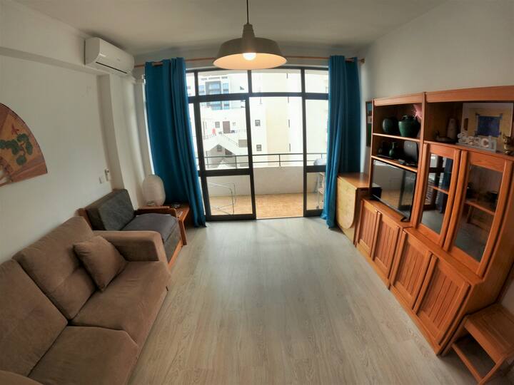Algarve, Modern T1apartment With/balcony Quarteira - Quarteira