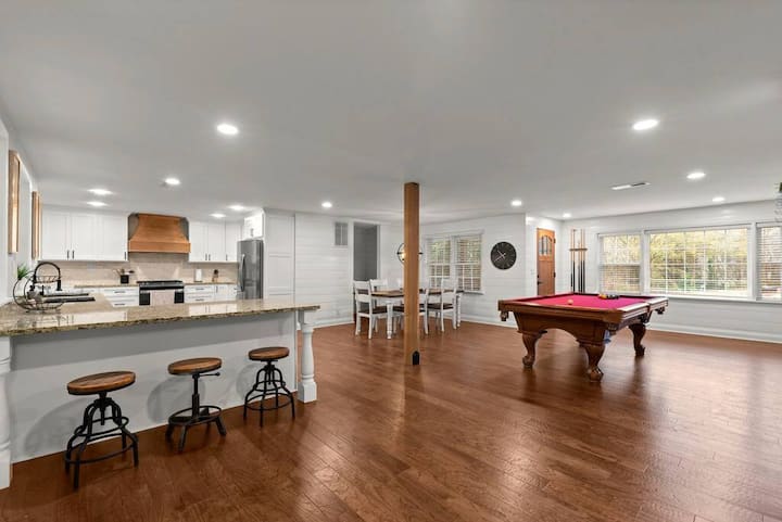 Beautifully Renovated Home - Marietta, GA