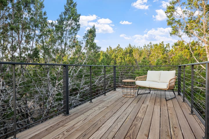 Romantic Getaway | Main St | Onera - Fredericksburg, TX