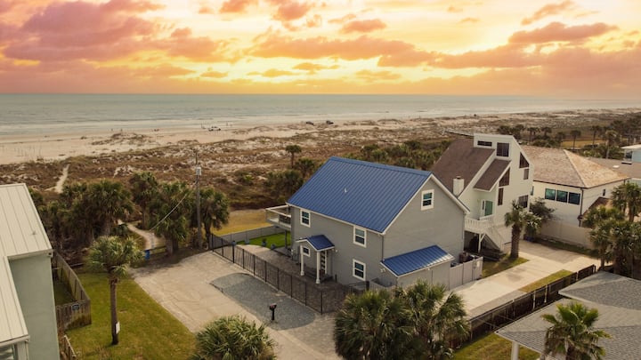 A Shore Thing -Golden Hour Golden Deals On Rentals - St. Augustine Beach, FL