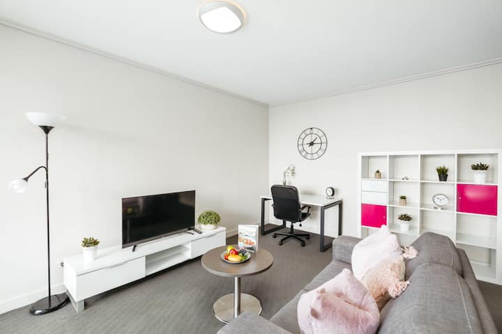 Great Value Cbd 2 Beds Apt Free Carpark/ Pool /Gym - Brisbane