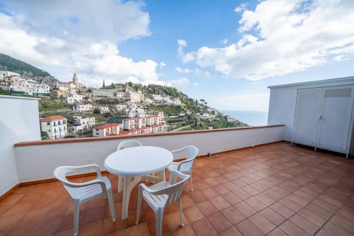 Mari E Monti - Amalfi