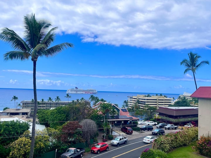 Kona Mansions | Ocean Views & Amenities! - Kailua-Kona, HI
