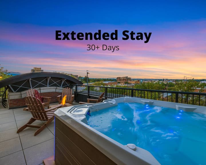Penthouse W/ Mtn Views In The Heart Of Old Town - Fort Collins, CO