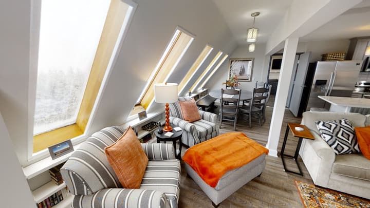 Leatherbark 302b, Short Walk To Slopes, Ski Resort - Snowshoe, WV