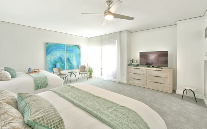 Suite At The Ritz-carlton Key Biscayne Miami - Key Biscayne, FL