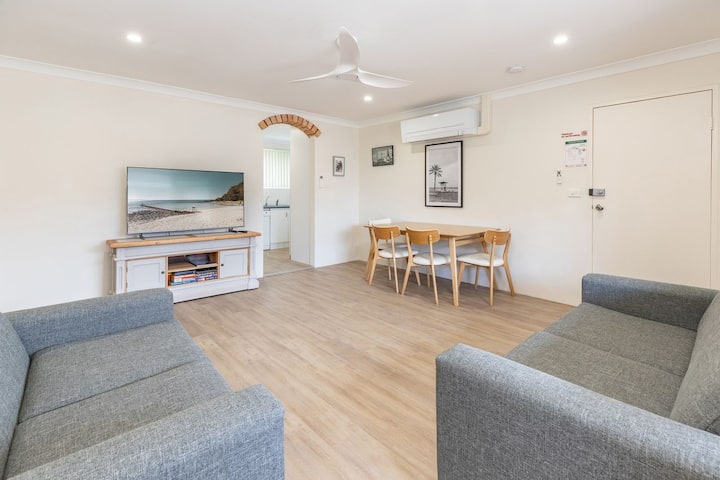 Christie Court 3 - Forster
