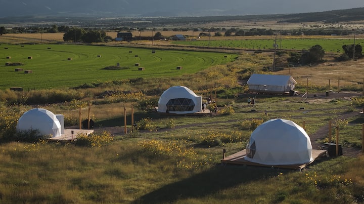 Stylish Glamping Dome | Kolob Canyon + Zion Access - Zion National Park