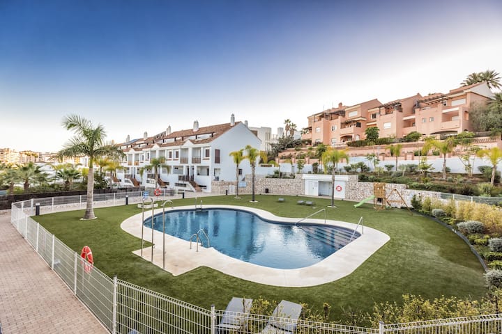 El Sembrador | Pool - Terrace - Pool Table - Calahonda