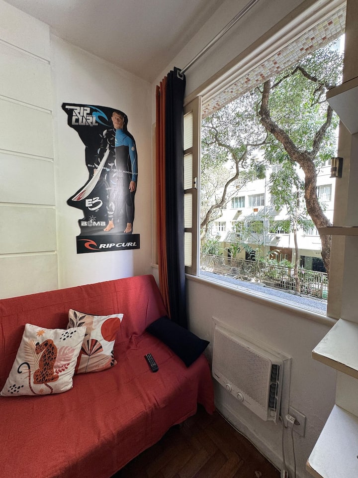 2 Quartos A 300 Metros Da Praia Posto 4 Lm129-105 - Copacabana