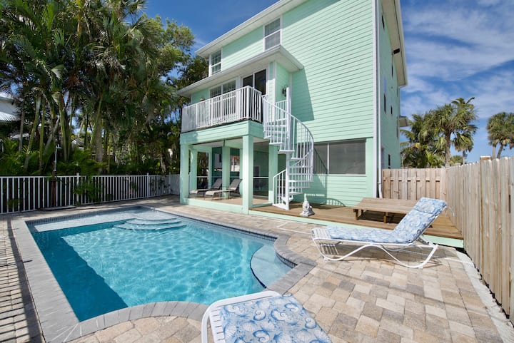 Key Lime Villas - Fantastic Pool Home! - Fort Myers Beach, FL