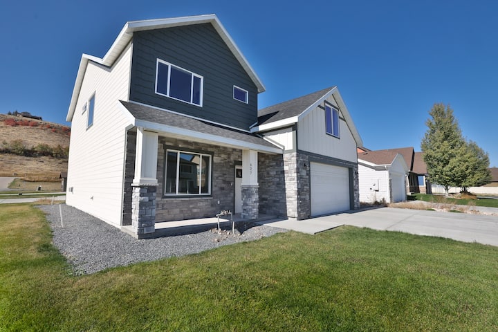 Boat Harbor House - Pool & Hot Tub Access! - Garden City, UT