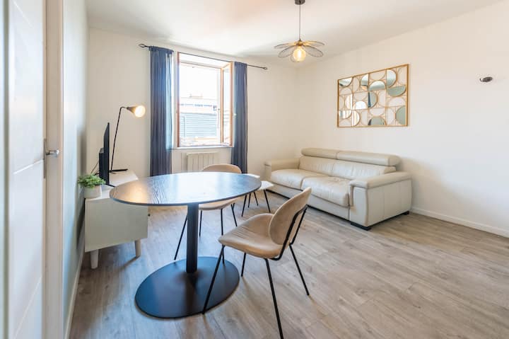 M3 *Marquer* Charme Et éLégance En Centre Ville - Annemasse