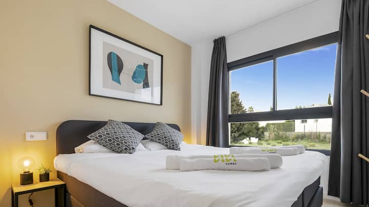 Roli | Sea Views - Pool - Terrace - Estepona
