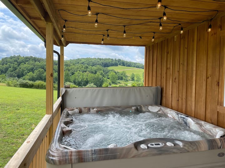 Ridge Top Cabin With Hot Tub And Movie Theater - Logan, OH