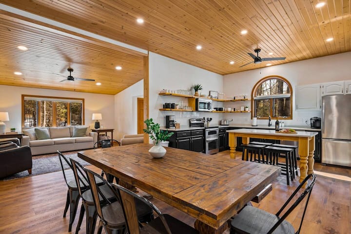 Starkhaus: Modern Cabin, Walkable To Dt Sister Bay - Door County, WI