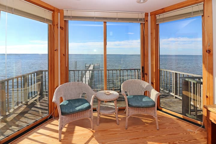 Grey Heron | Waterfront W/ Dock, Screened Porch - Chincoteague, VA