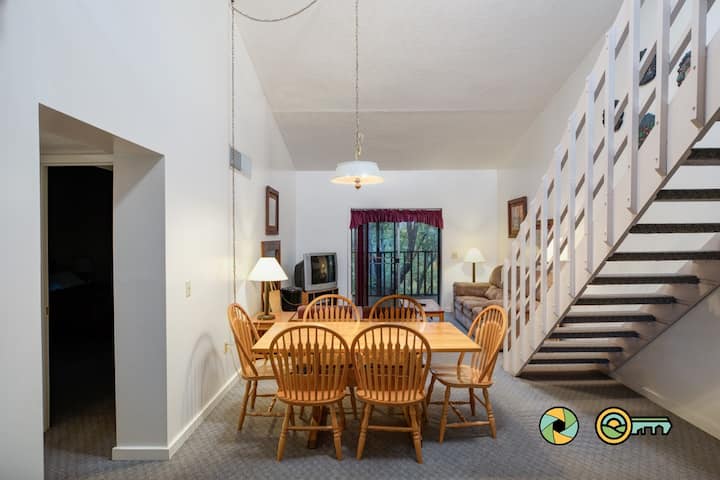 Mountain Condo (#1-301) | Top-level W/ Loft - Lost River State Park, Mathias