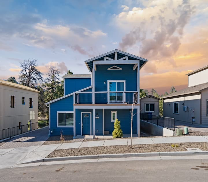 *New*tiny Timber Tree Home! - Flagstaff, AZ
