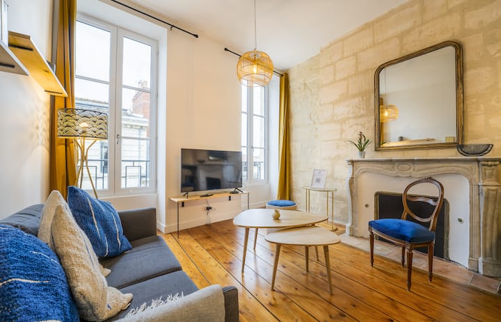 Charmant Et Rayonnant Appartement De 55 M Situé - Bordeaux