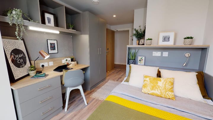 Modern Ensuite Room In Central Leeds - リーズ