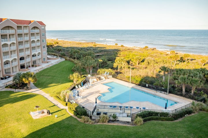Oceanfront 3br Retreat - Steps To The Shore - Palm Coast, FL