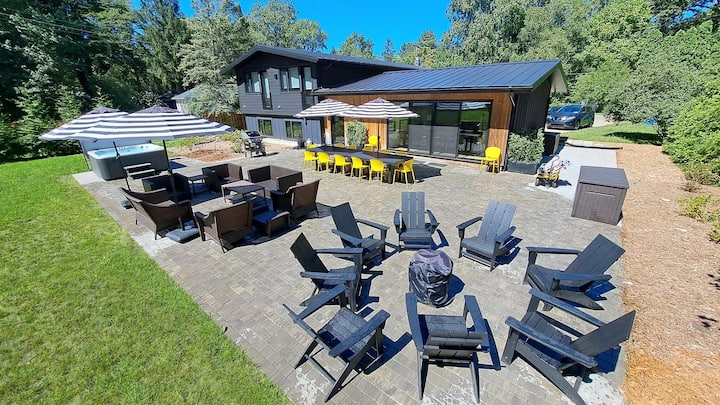 2026 Open Bright Modern Retreat W/private Hot Tub - New Buffalo, MI