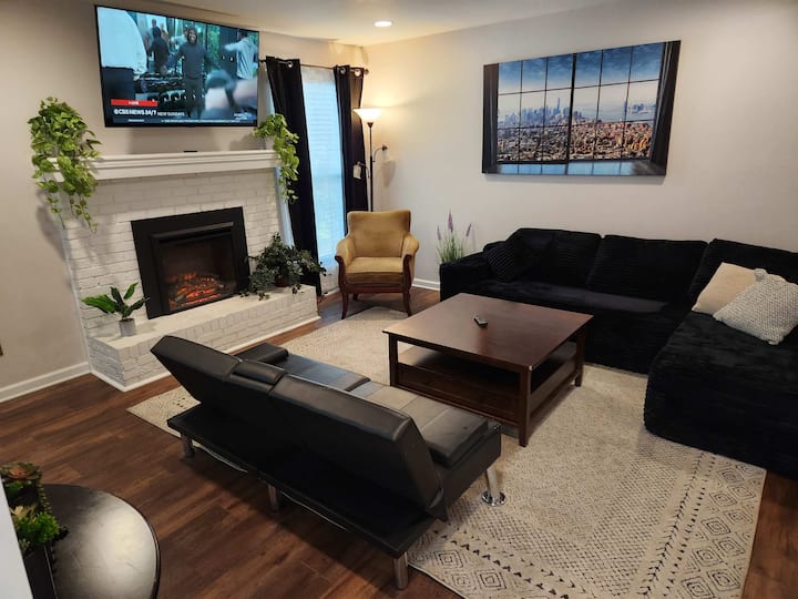 3 Miles To Fsu- Upper Midtown! Meridian Rd Comfy! - Tallahassee, FL