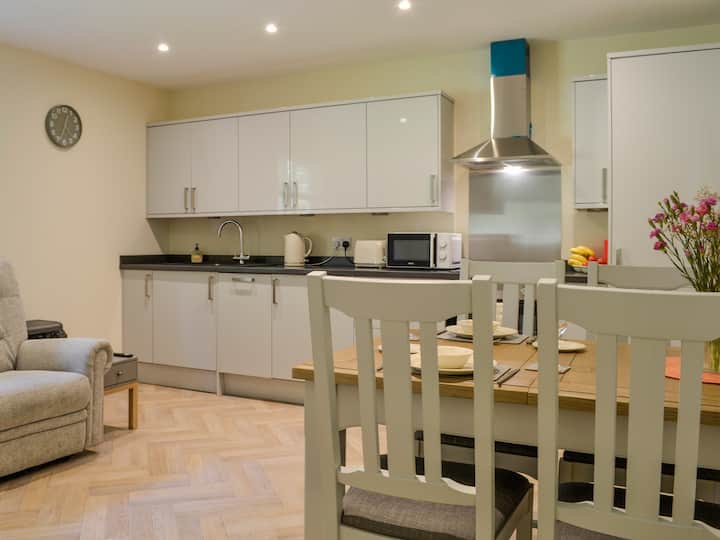 Holly - Apartment - Loch Lomond, United Kingdom