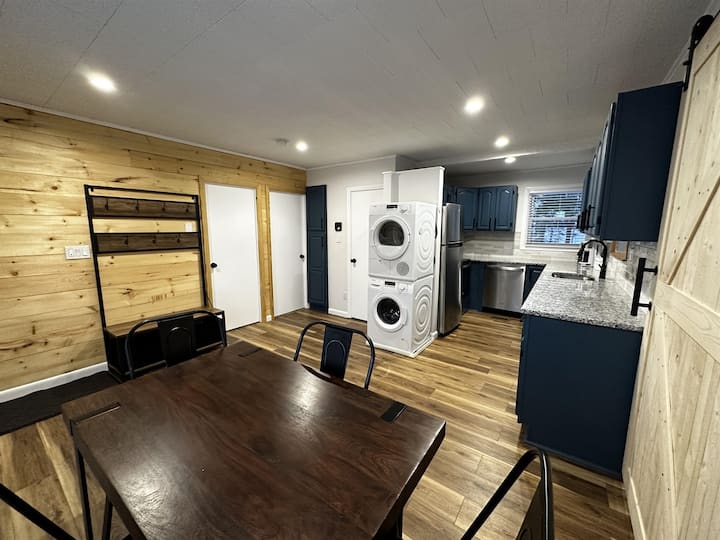Renovated Home Near Weirs Beach And Nh Pavilion! - Laconia, NH