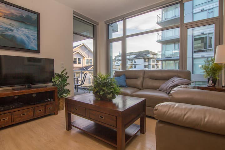 Hermoso Condominio Doble Con Baño En James Bay, Maravilloso Vecindario, Excelentes Características - Victoria
