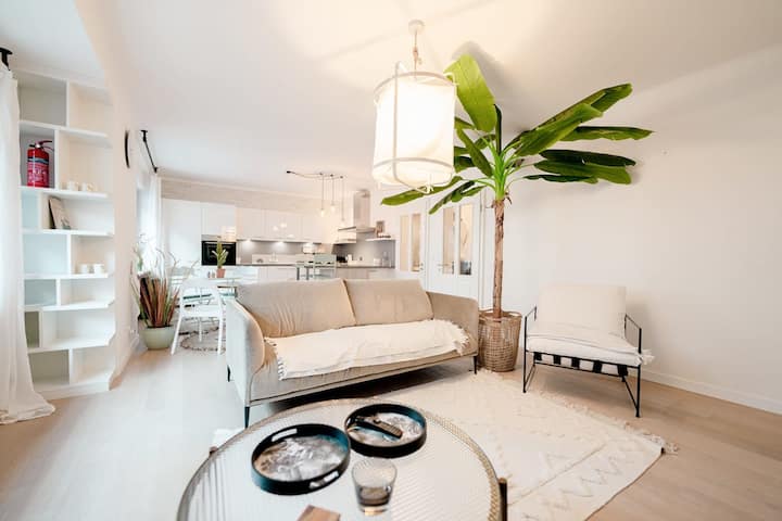 Bright Apt W/ Smart Tv, Wifi & Walk To Parc Merl - Luxembourg