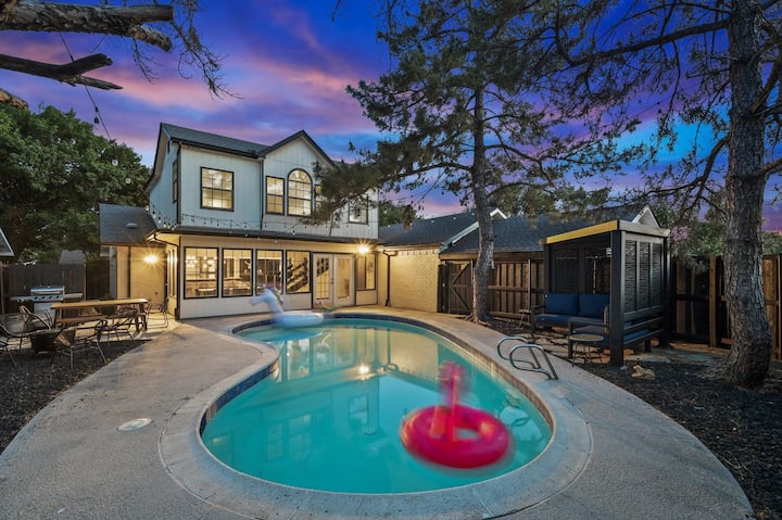 Modern King 5br 3ba W Cinema+ Firepit+ Bbq+pool - Carrollton