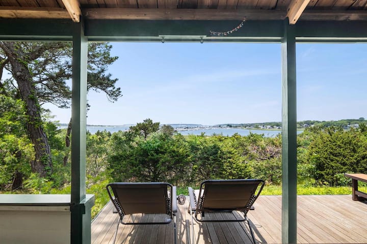 Stunning Water Views Sleeps 14! - Wellfleet, MA