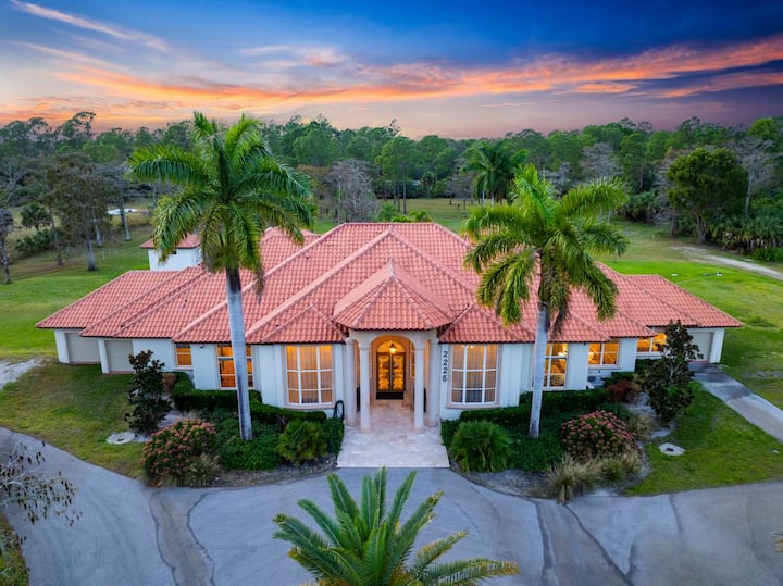 Knickerbocker 9br Home Private Pool In Nature View - Florida
