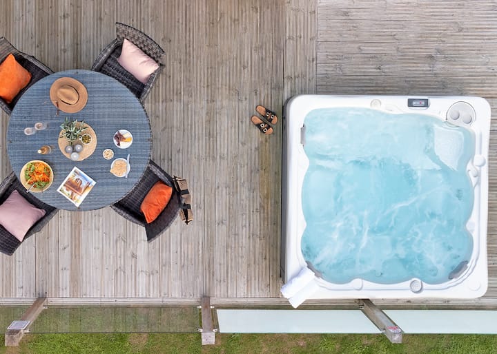 Elite Plus Spa Lodge 3 - Newbury