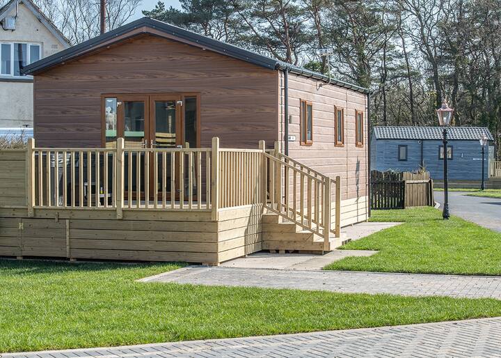 Ballard Pods 3 & 4 – Sleeps 6 (With Sofa Bed) - Largs