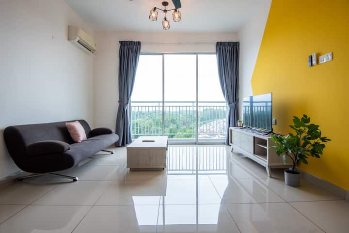 Bright & Modern 3br Suite, Free Parking - Skudai