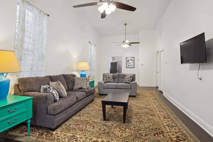 Cute Clean New Renovation- 3br In Great Location - 新奧爾良