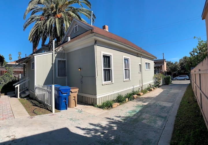 Groups! 1, 2 - 3 Houses 1 Owner; Advance Planning - Santa Bárbara, CA
